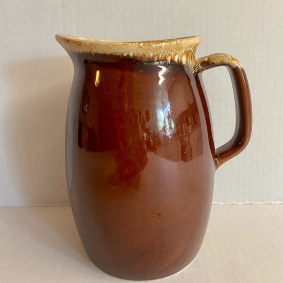 hull | Art | Vintage Hull Brown Pottery Pitchervase Drip Glaze Made In ...